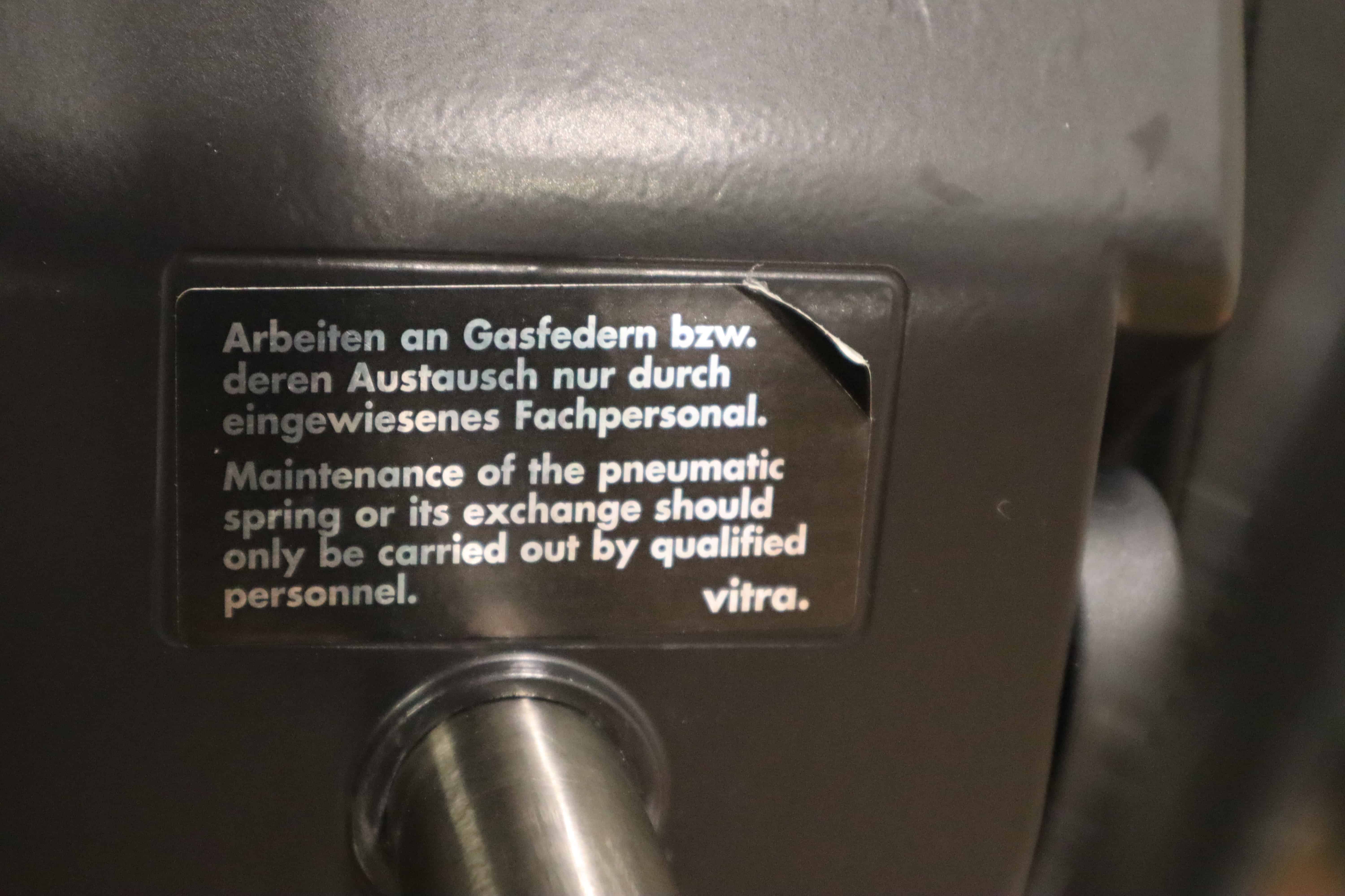 Vitra Grand Executive High Back – House of Pac